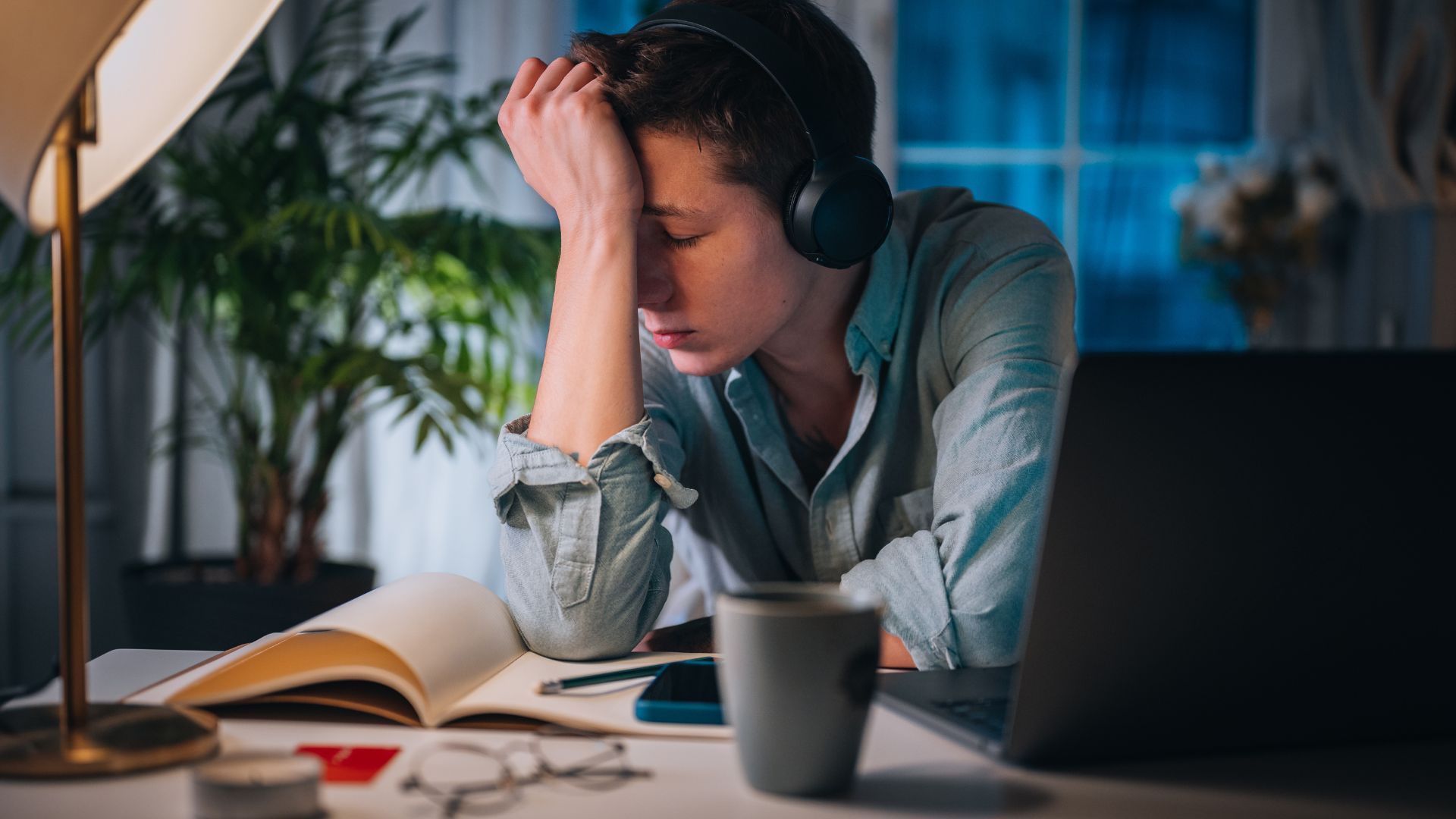 Burnout Digital: Como Identificar e Superar o Stresse Causado pela ...